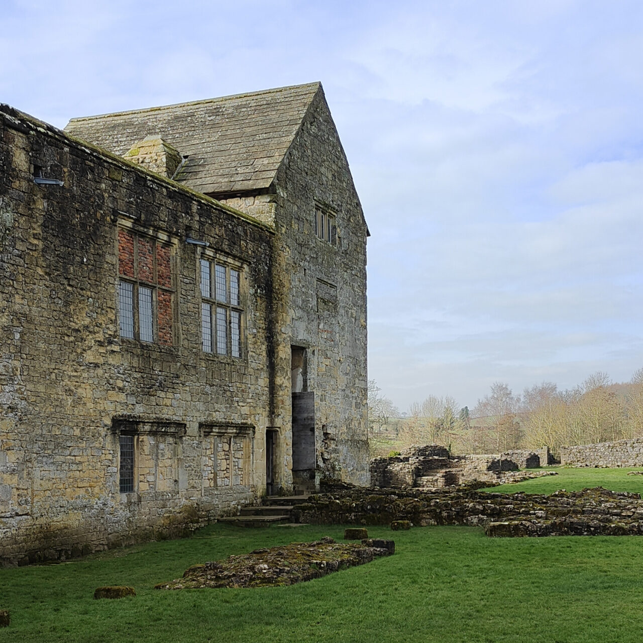Helmsley Castle • English Heritage • Walks with the Wife