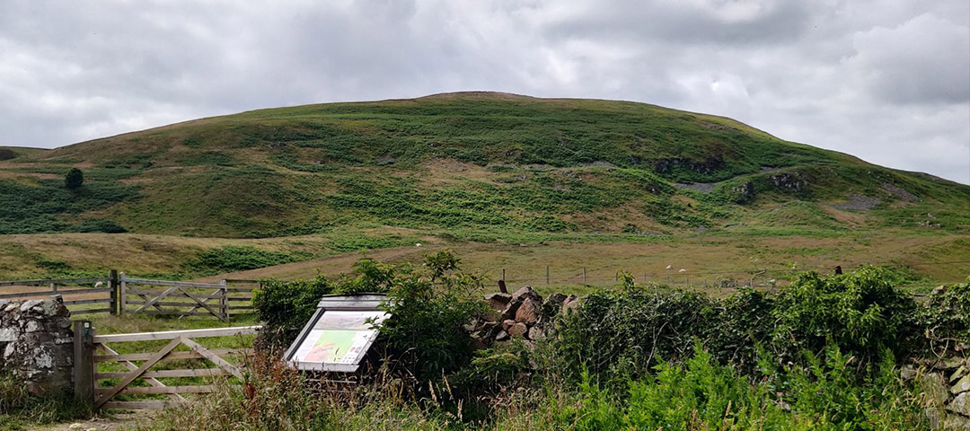 Humbleton Hillfort • Walks with the Wife